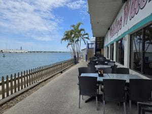 Fishlips Waterfront Bar & Grill in Port Canaveral | Seafood & Entertainment
